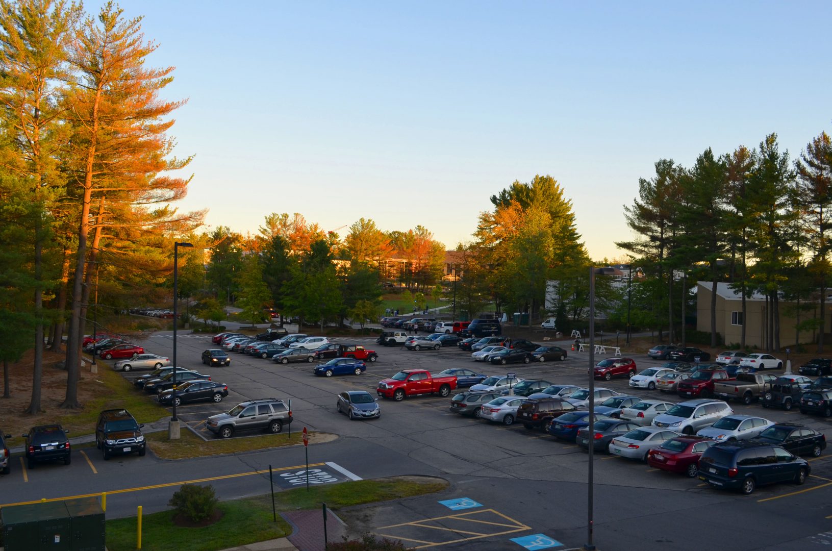 How to SNHU: Parking on Campus | Penmen Press